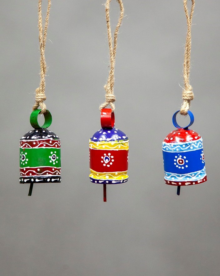 Wholesale 3 Inch Painted Tin Bells with Jute | Loose Bells